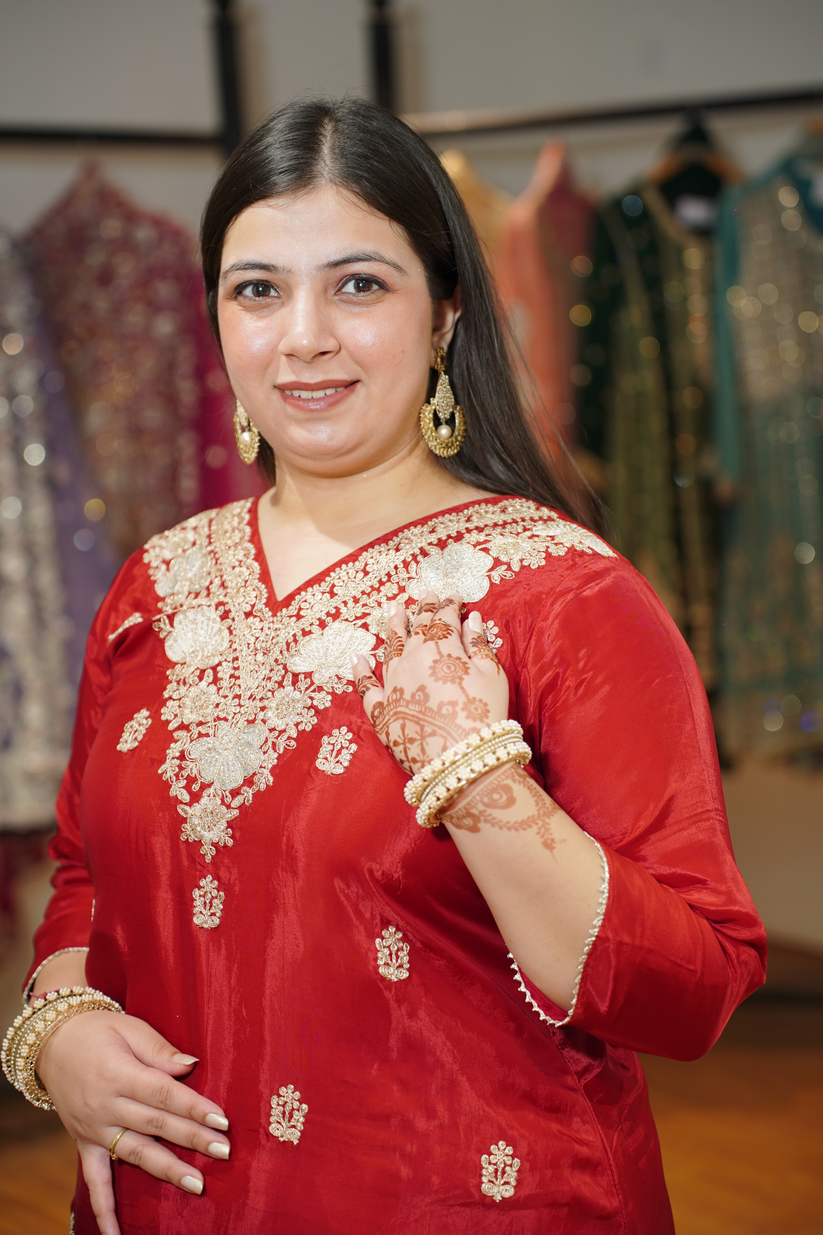 Aarisha Red Suit Set With Zari Embroidery - Apella