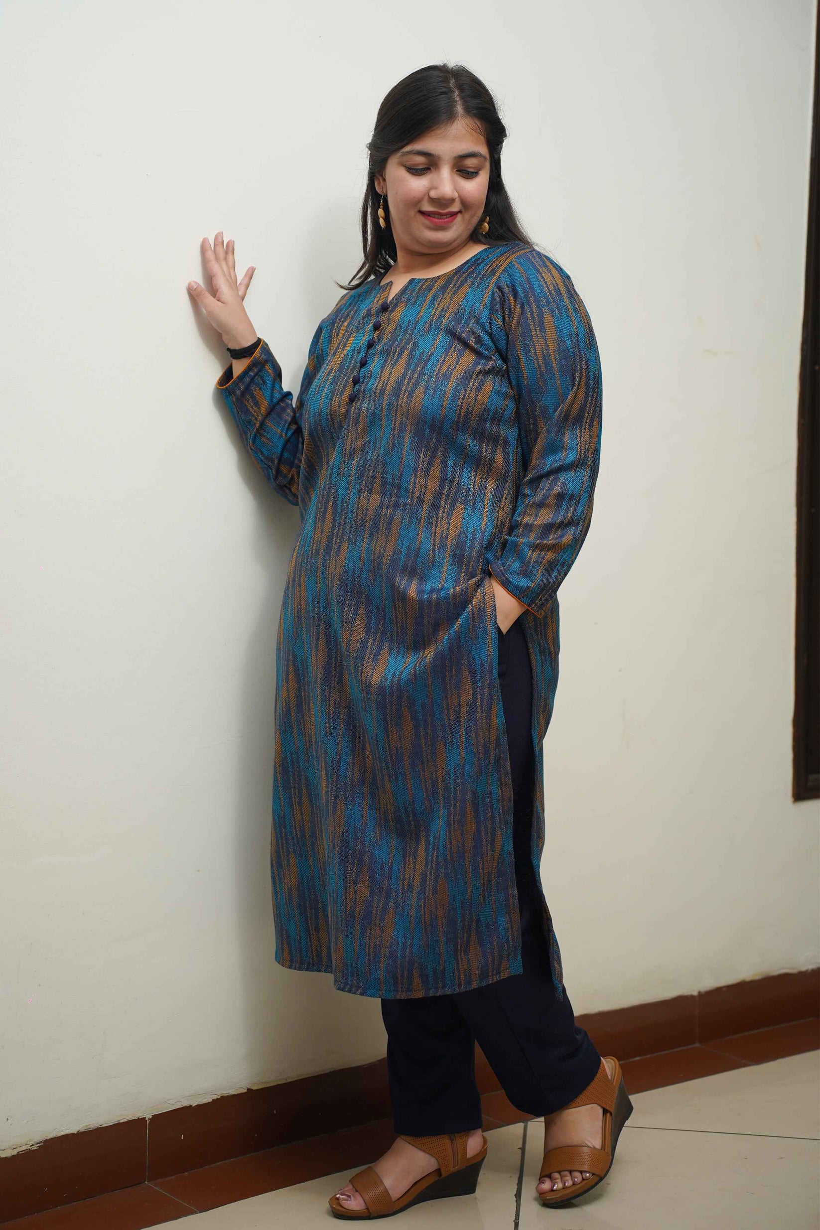 Buy Plus Size Midnight Weave Woollen Kurta Set | Apella - The XS to ...